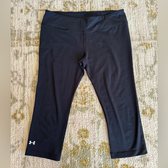 Under Armour | Pants & Jumpsuits | Ua Capri | Poshmark